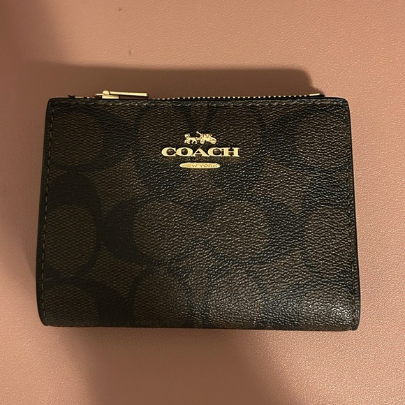 Coach | Bags | Coach Bifold Wallet In Signature Canvas | Poshmark